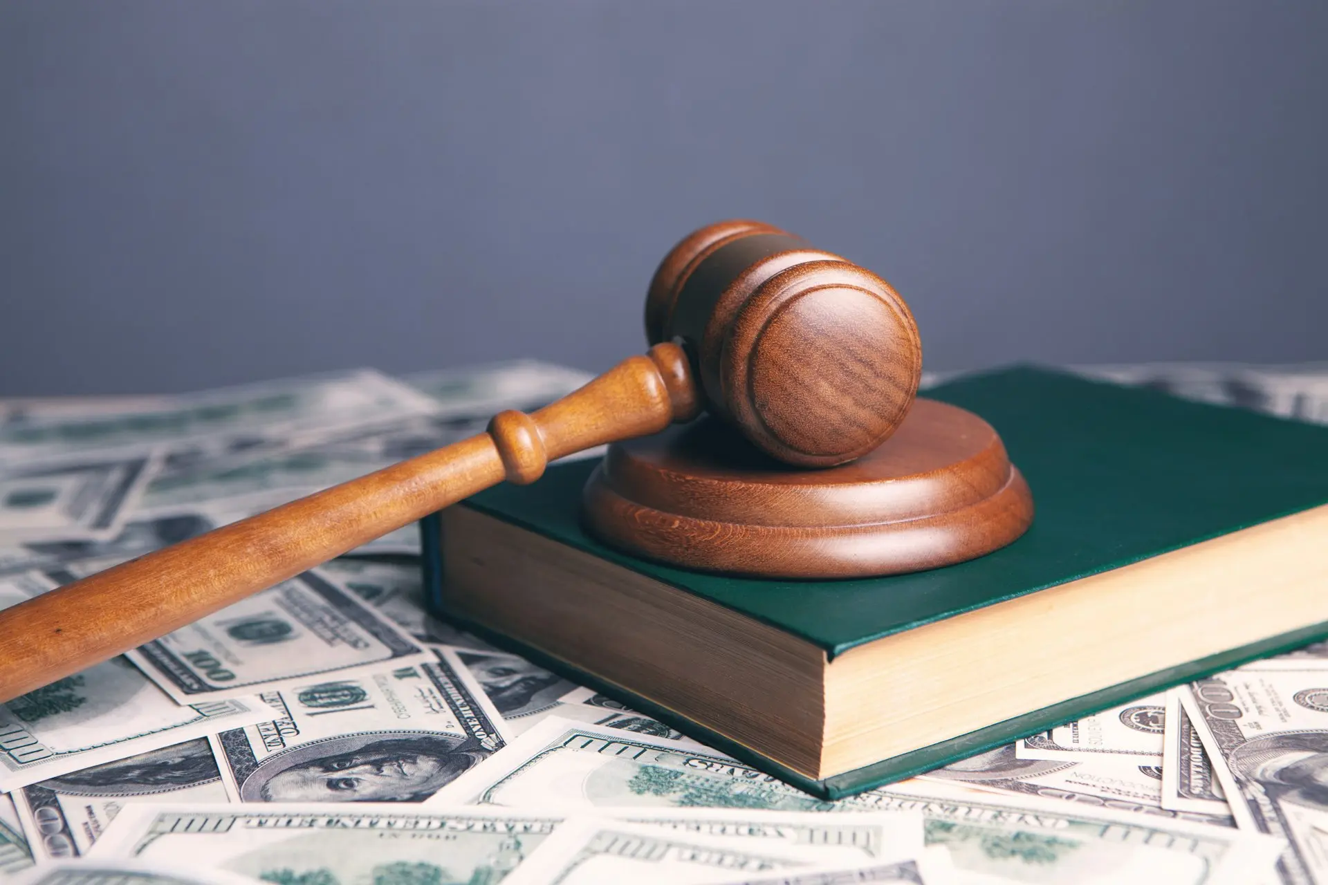 UAE AML Violations & Penalties 1–10 Explained – Cabinet Resolution 71